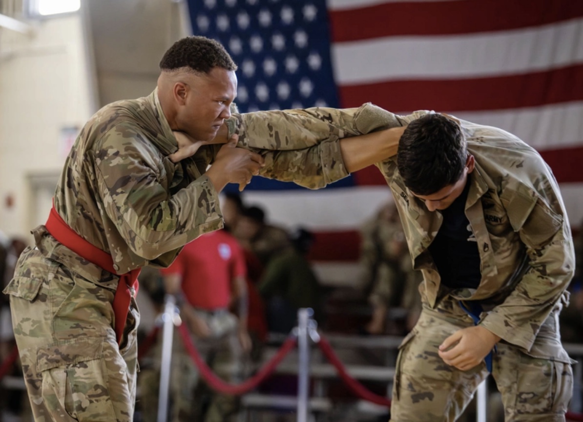 Army gives paratroopers first pay raise in over 25 years, but it's ...
