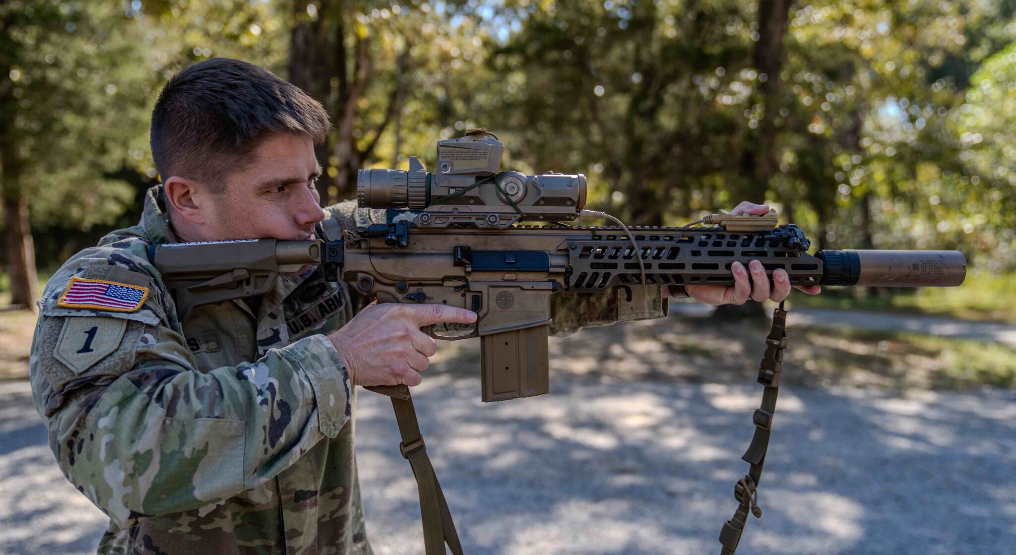 Army’s new rifle and SAW replacement officially approved for combat use ...